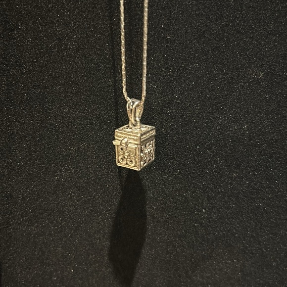 eves addiction | Jewelry | Vintage Prayer Box Necklace Sterling Silver ...